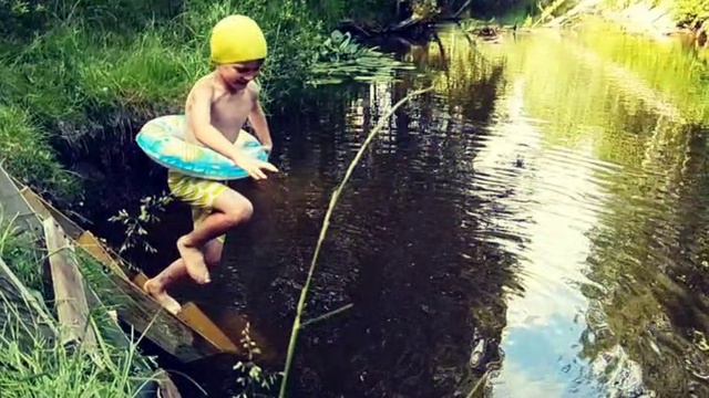 2020 - Ксеня+Марк - прыжки в реку