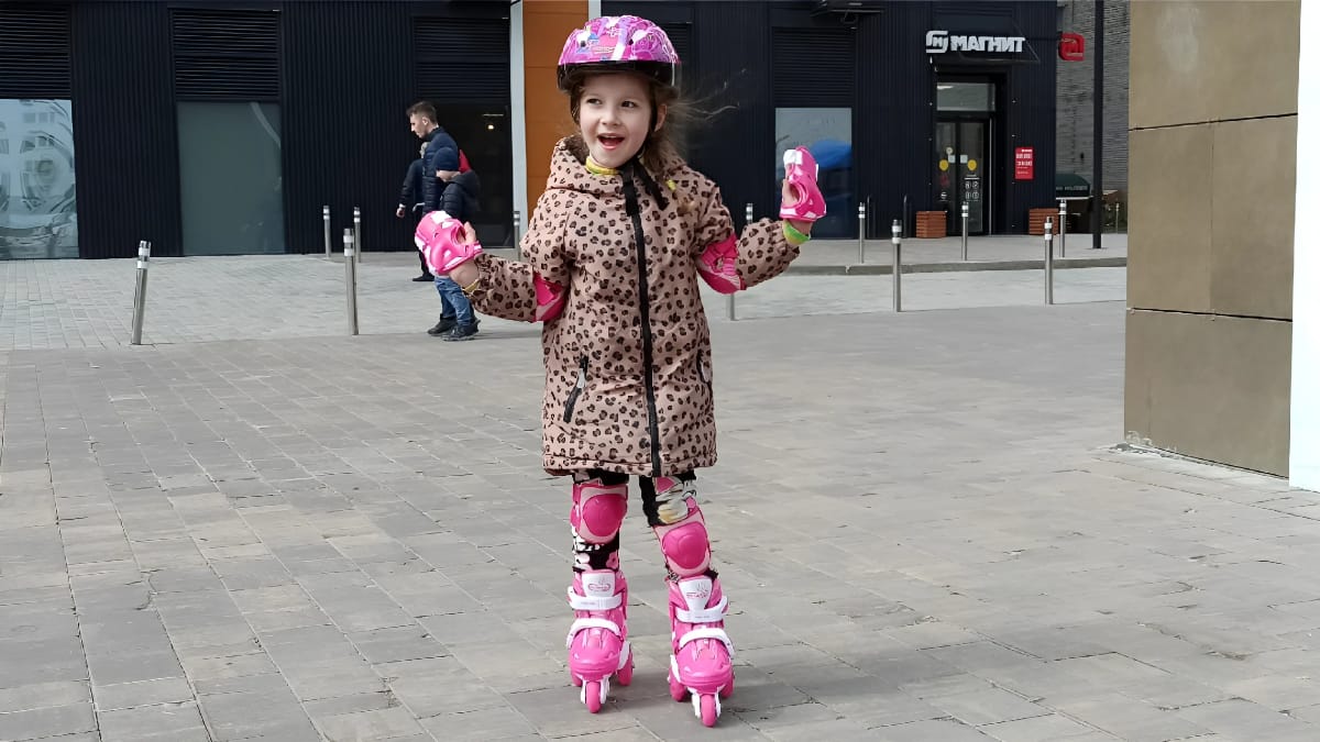 Сделала очки. Пью козье Молоко. Дарим Кате подарки на ДР заранее. Алмазная мозаика  ВЛОГ 21.04.24