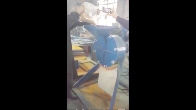 Измельчение семян горчицы на Измельчителе _СПЕКТР 7_.mp4