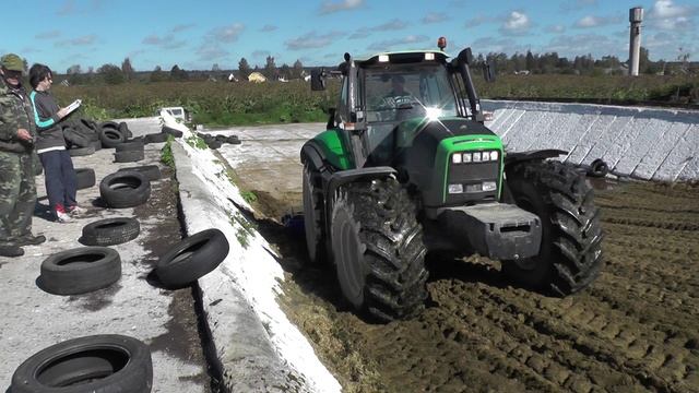 Трамбовщик силоса КТ-3.mp4