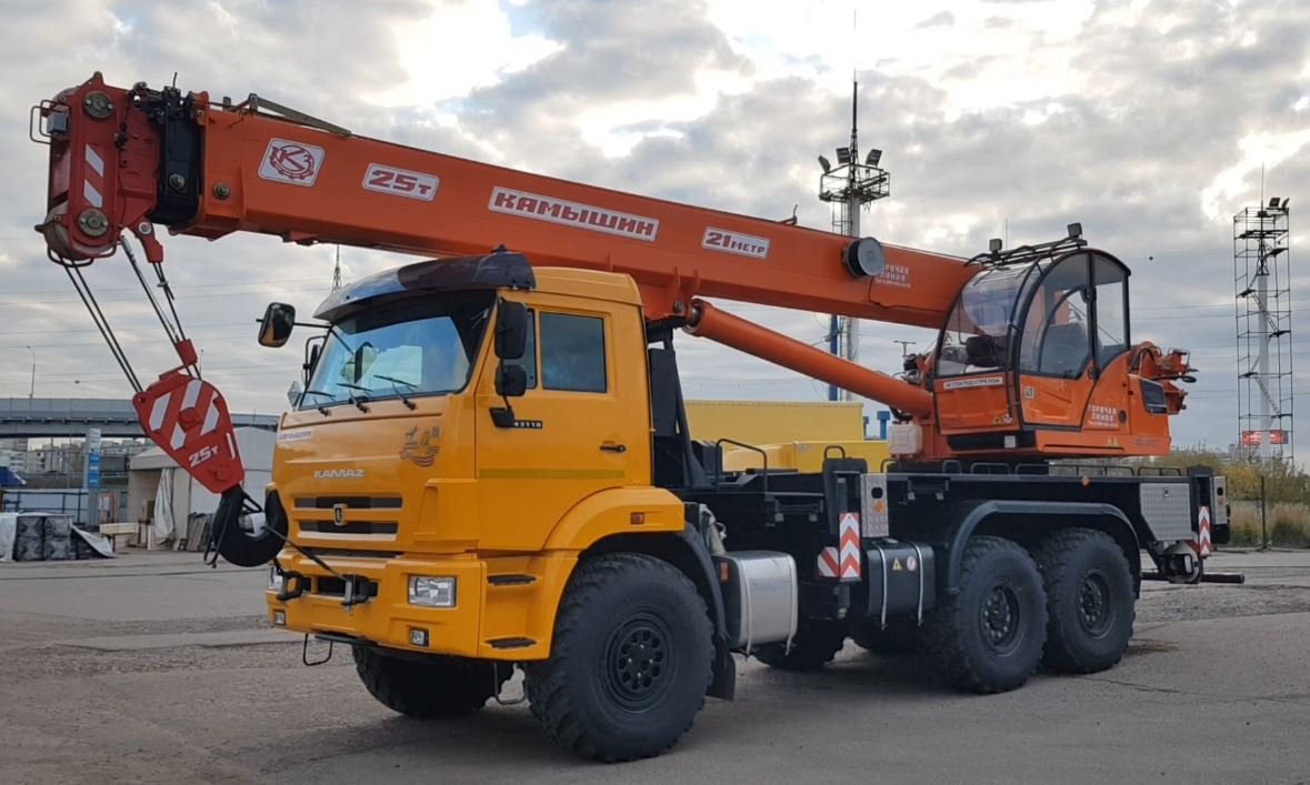 Небольшой обзор автокрана КАМЫШИН КС-55713-5К-1.