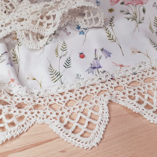 Вяжу крючком белое кружево с фестонами для отделки края