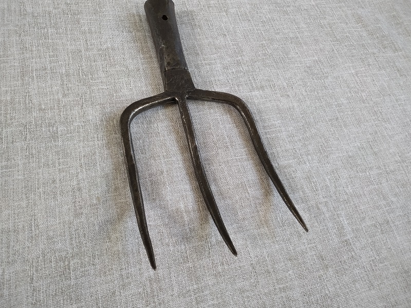 Вилы кованные. Начало 20 века. Ручная работа.