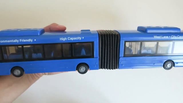 Игрушка коллекционная пластиковая "Городской автобус", бренд Rik & Rok