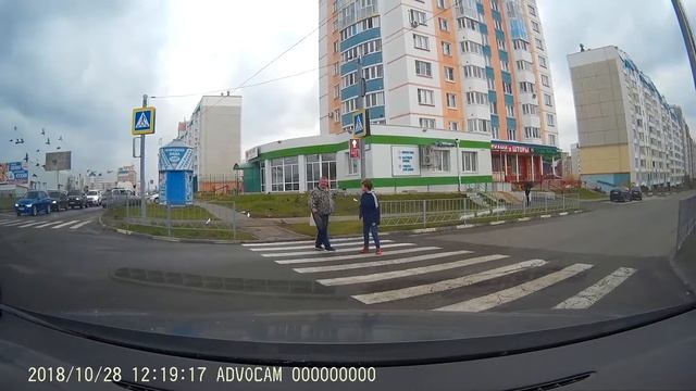 Пешеход на красный. Работа абс vw golf VI на скорости 70км/ч