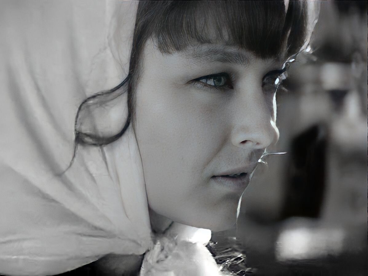 НАТАЛЬЯ ЕЖКОВА. МНЕ БЫ ГРЕШНОСТЬЮ ГУБ... Муз. - Марат Кадырметов, ст. Елены Ватолиной