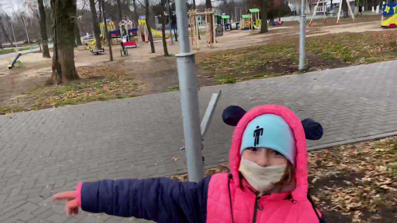 Влог 25.11.21 | Гуляем по парку | Венера - хищник