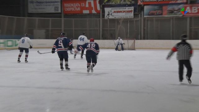 Руководители комбината «Электрохимприбор» снова вышли на ледовое поле