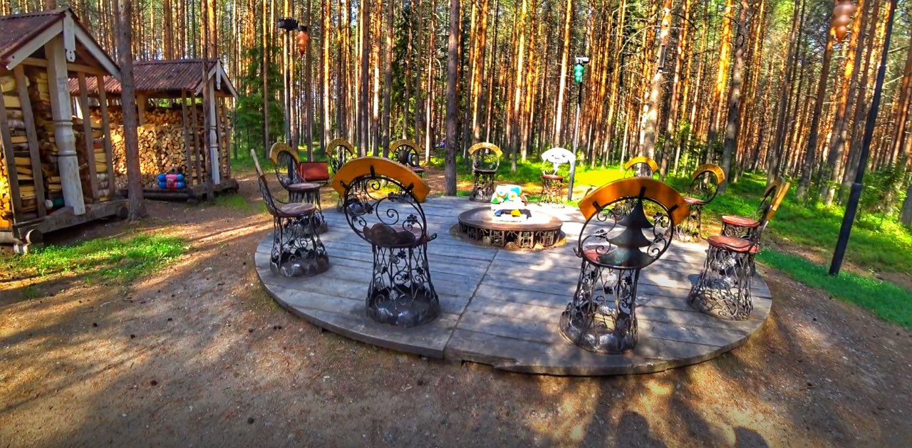 Лобное место для 12 месяцев на тропе сказок в Великом Устюге.m4v