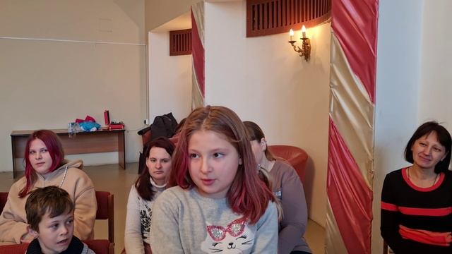 Марш Мира и наши друзья подарили празднование Рождества Христова детям Артемовска