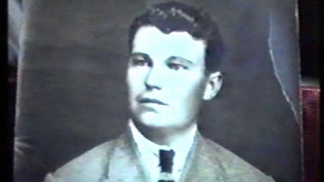 Богдан не спит.mp4