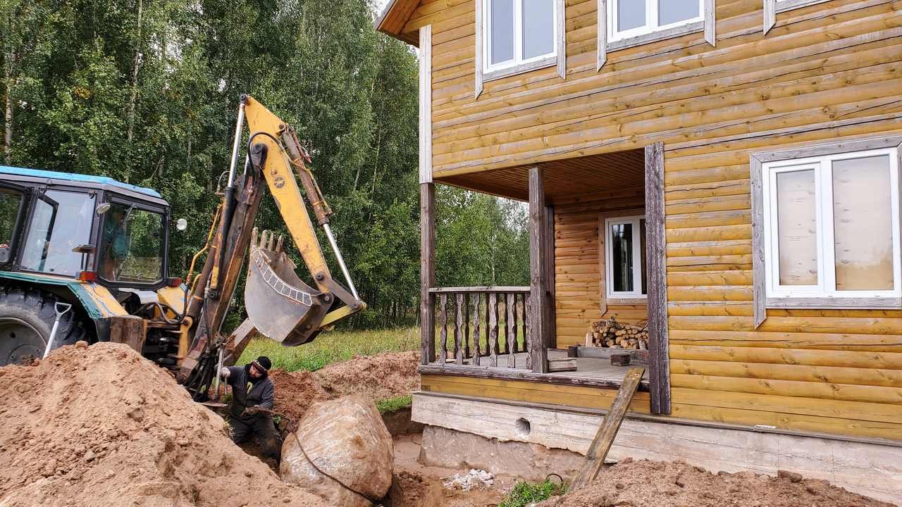 Дренаж - отмостка вокруг дома. О чём нам не рассказали! Утепление фундамента и мойка щебня! Часть 1