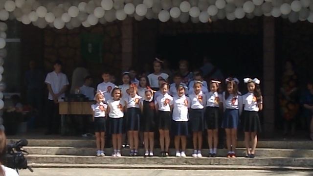 SCHOOL EXIT/25 06 21/ DSCN7427