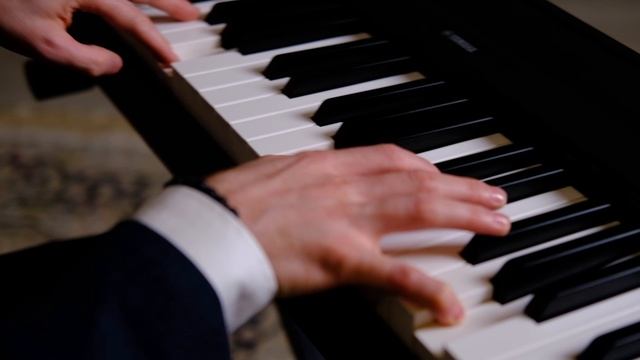 Спартак Мгерян - Closer to the light