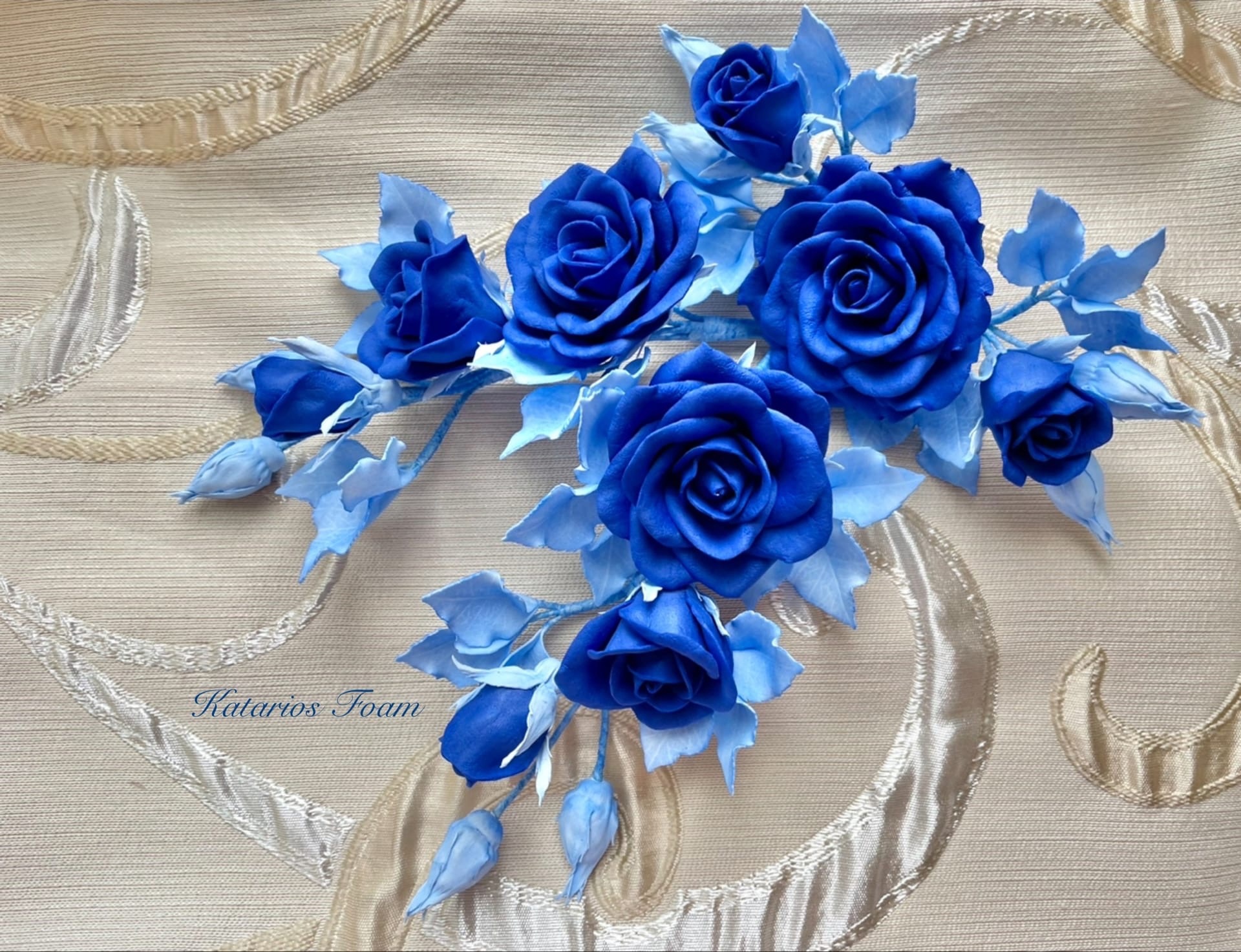 Розы из фоамирана «Изморозь»/ Roses from foamiran "Frost"