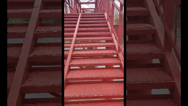 Красный мост желаний. 
Город Елабуга Республика Татарстан.