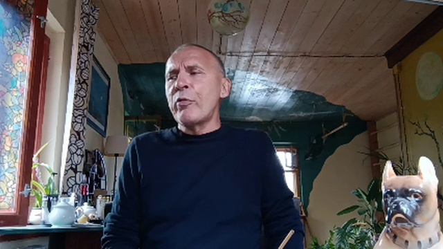 Много женщин знавал он, но тут живая, не купленная. ЛАП 4