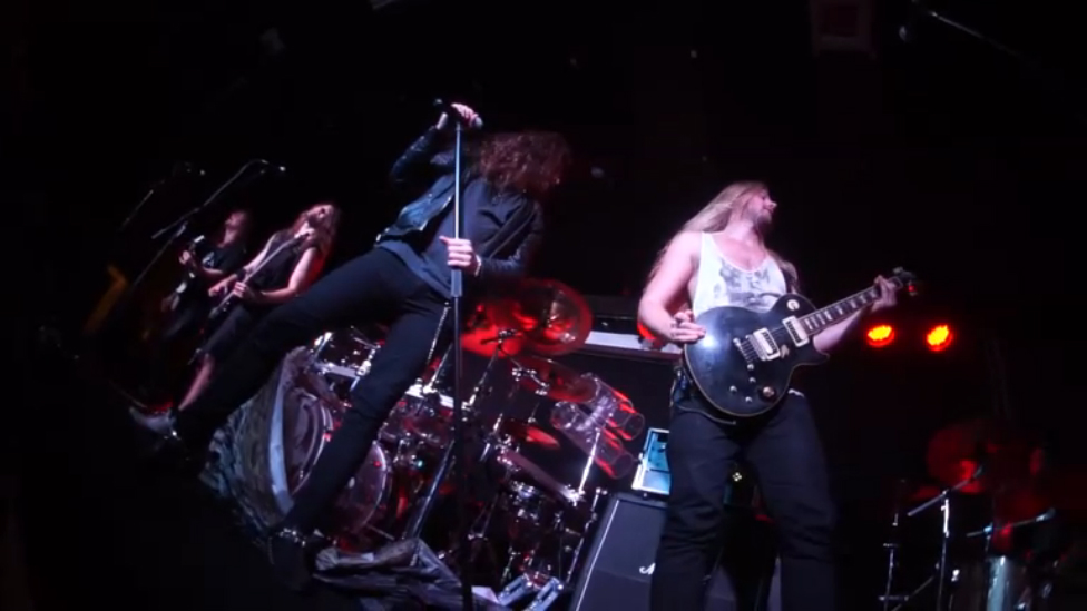 DYNAZTY - Raise Your Hands (live @ Slade Rooms, Wolverhampton, October 25th, 2016)