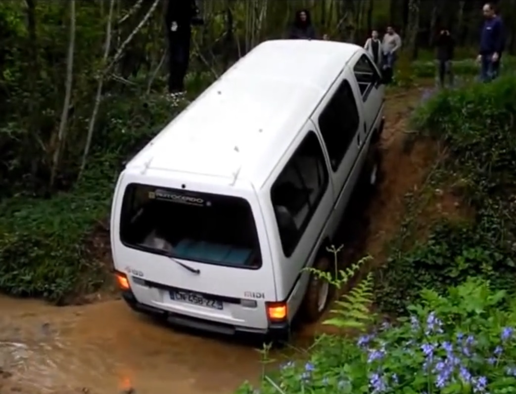 Интересные фургоны - Isuzu Midi 4x4