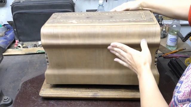 Обновление футляра и подставки от швейной машины..