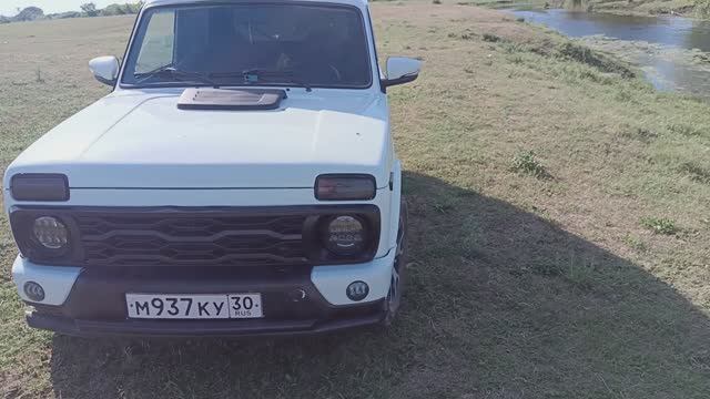 Купил Ниву 21214 
2013 года выпуска