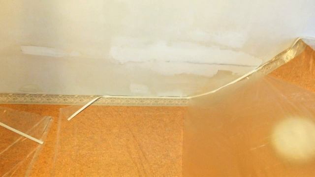Реставрация потолков после протечки