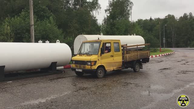 Приобретение Мерседес бенц Т1 (покупка)