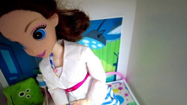 КАК МАМА ПОПАЛА В ОЧЕРЕДЬ К БЕРЕМЕННЫМ?🤔 Катя и Макс веселая семейка! Куклы истории Барби Даринелка