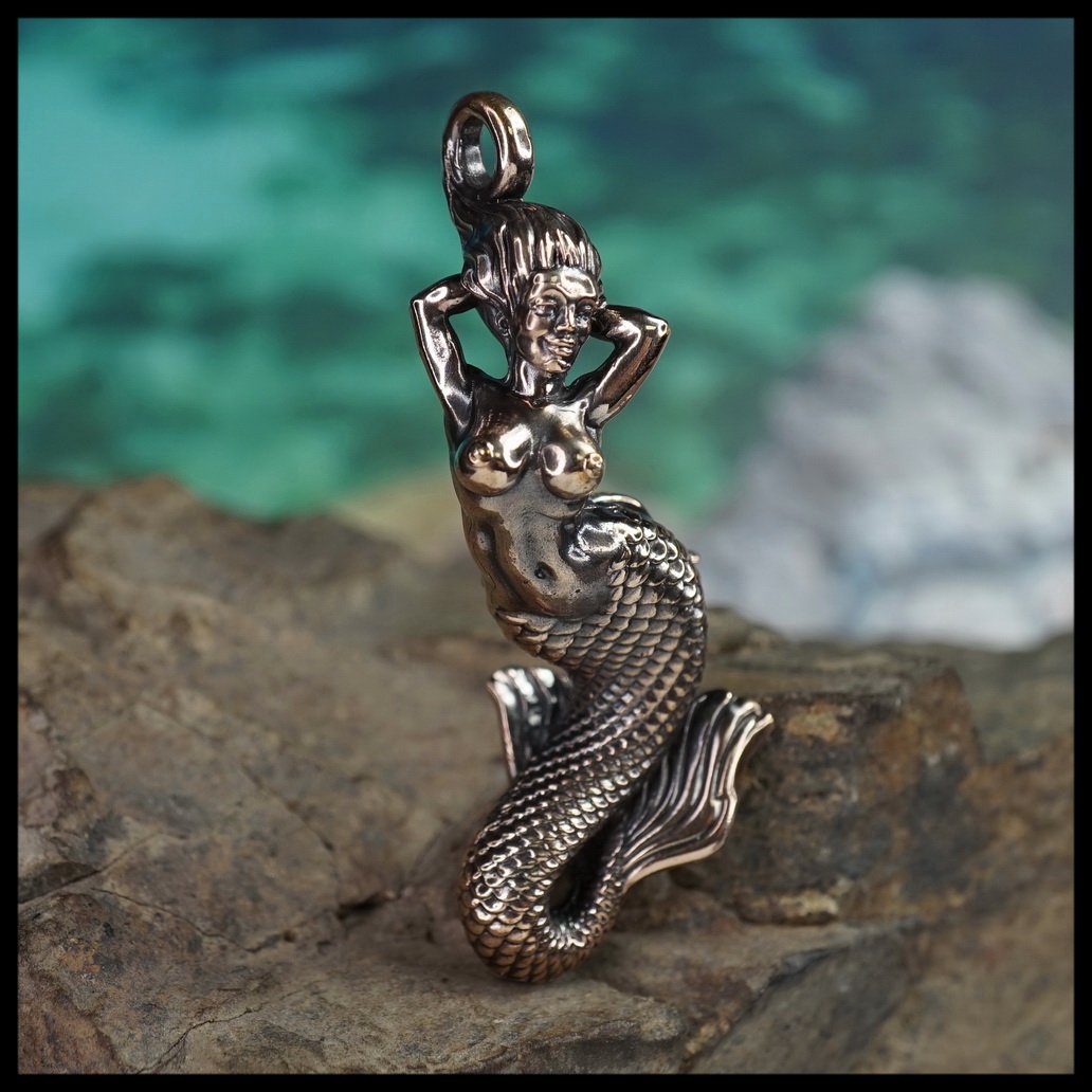 Топлес или бикини ? )))