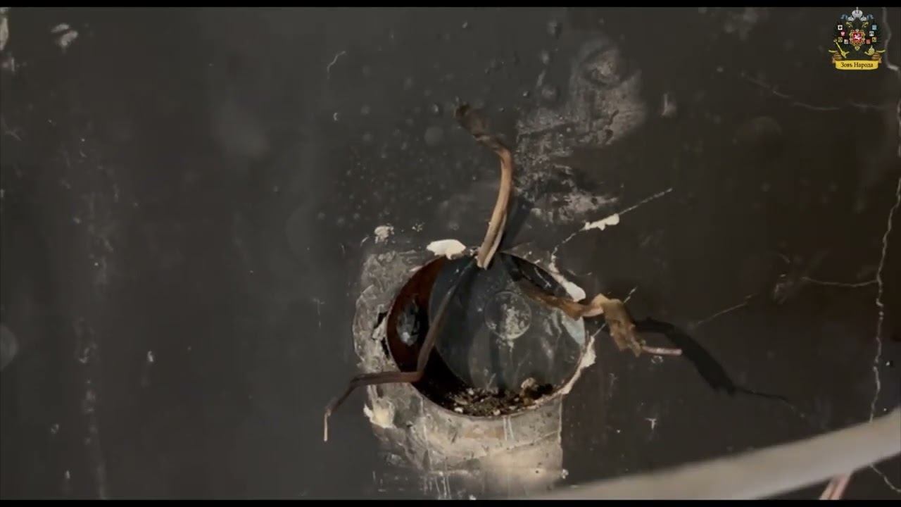 Очистили квартиру от мусора после пожара