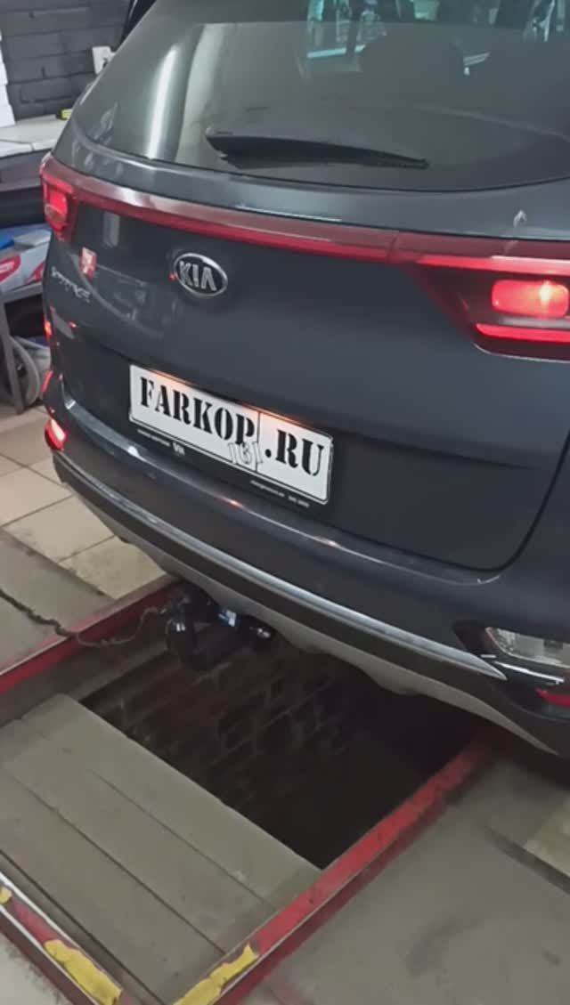 Фаркоп на Kia Sportage 2018 г.в. и блок согласования Flash-FA.