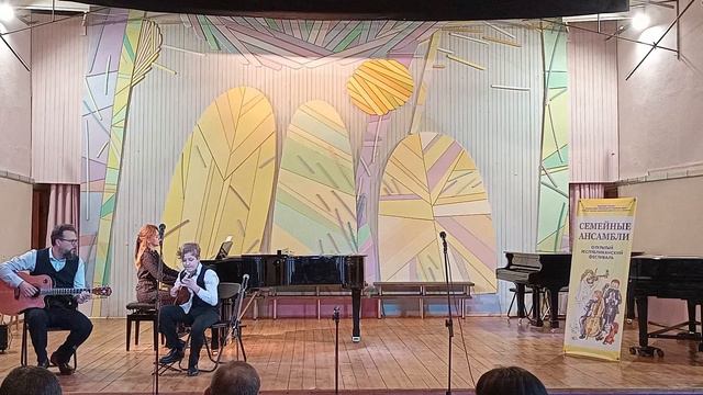 Буслович Ярослав и Артём. "Вальс из к/ф Графиня Монсоро".