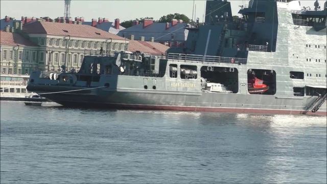 Нева. Подготовка к параду в день ВМФ России. 22.07.24.