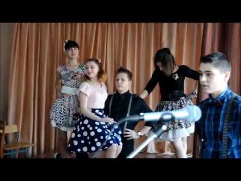 Театральный фестиваль "Зазеркалье" в школе № 6 города Обнинска.