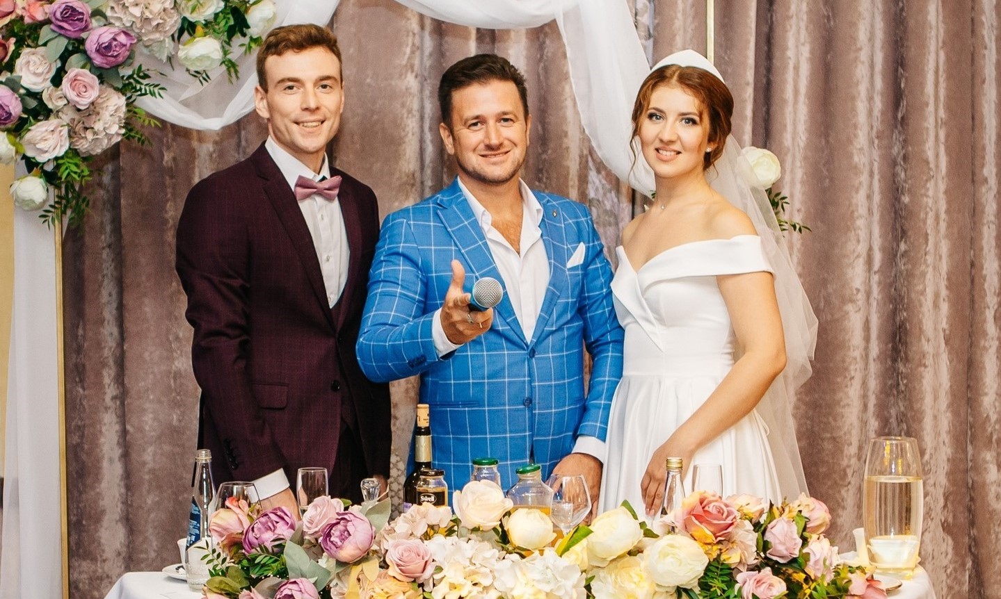 Клип - Ведущий свадьбы в Ресторане "Яхта" - Макс Лобач ( Ижевск ).