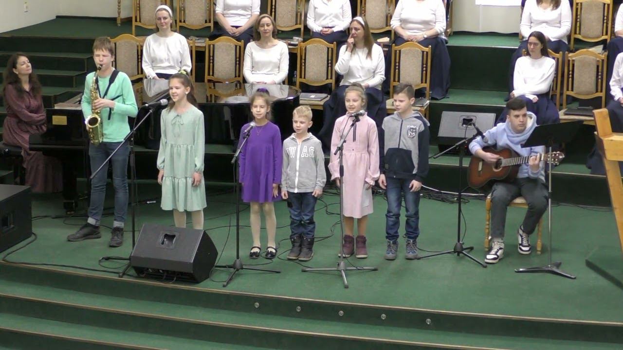 "Юность светлая,весна ранняя".