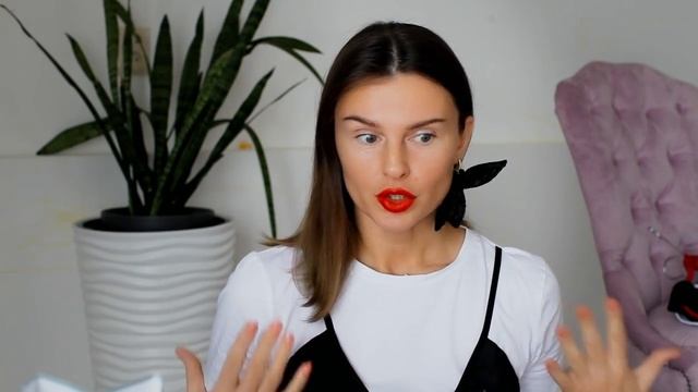 РЕЖЕМ ЧЕЛКУ  _АРКА_, красим губы модно, НОСИМ СЕРЬГИ СТИЛЬНО (KatyaWorld)