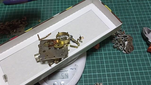 Разбираю хлам на цветмет.