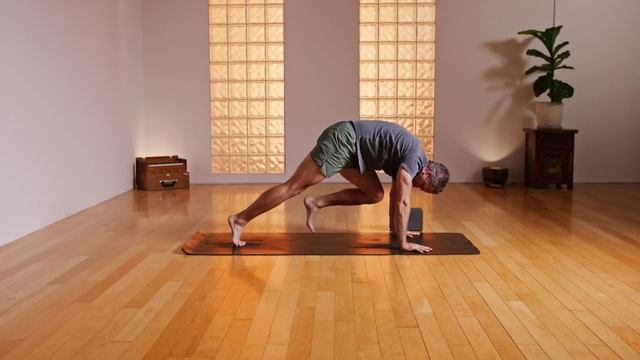 Йога для бегунов: растяжка, перестройка и укрепление