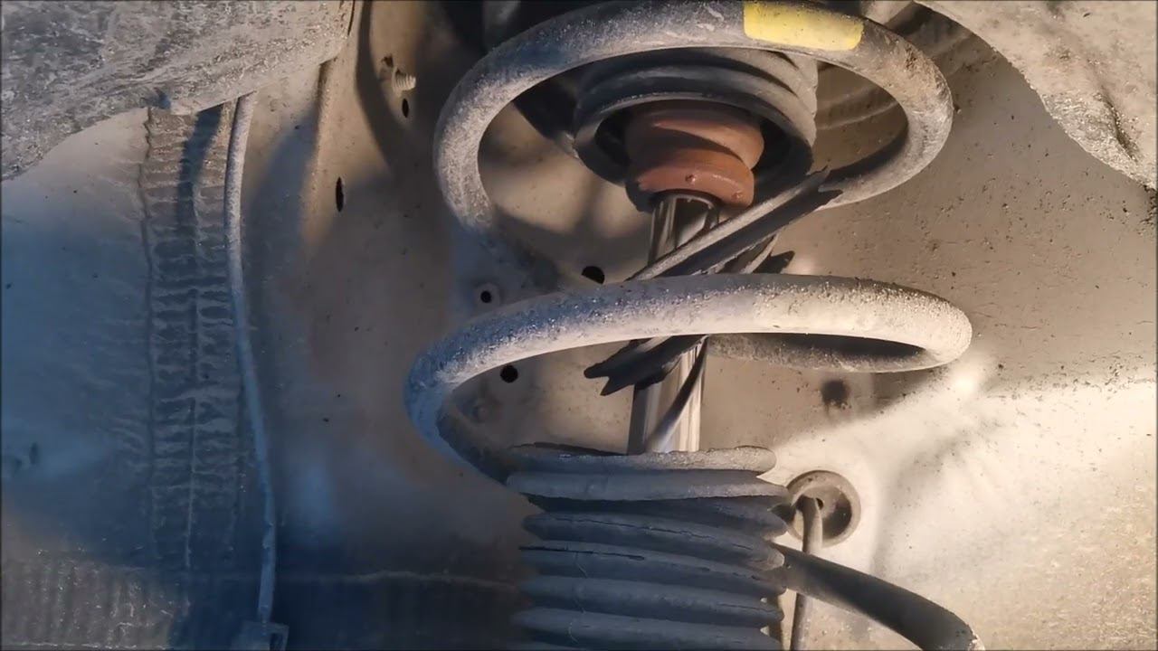 #toyotawish меняю линки стабилизатора. Тойота виш.