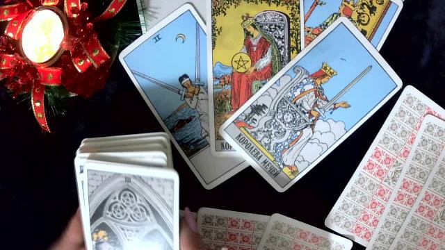 на дороге . на пороге ,что стучится