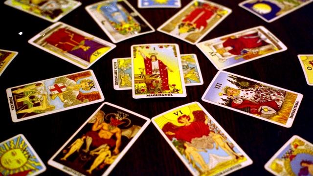 Карты Таро: ловушки и безопасность при работе с Таро (Центр Даария)