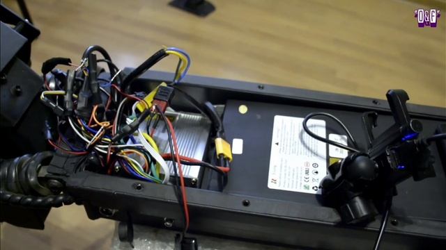 KUGOO M5.КАК ПОДКЛЮЧИТЬ ЗАРЯДНИК ДЛЯ ТЕЛЕФОНА НА ЭЛЕКТРО САМОКАТ