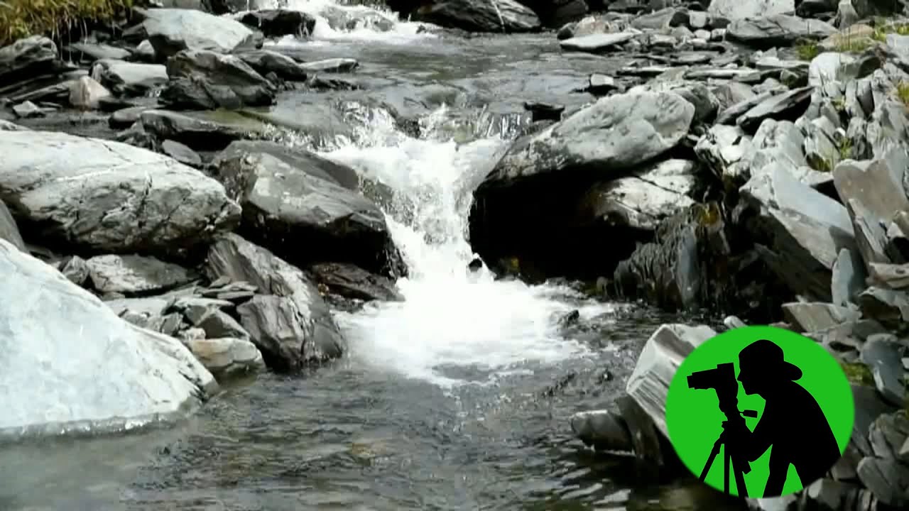 Звуки природы. Горный ручей. Журчание воды для отдыха и расслабления..mp4