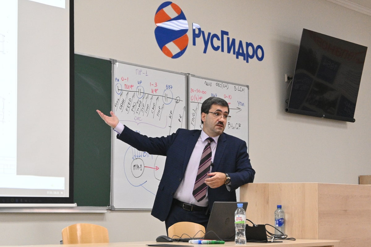 БИСКИД-Видеоархив-20. Круглый стол в ТПП "Сокращение сроков строительства промышленных объектов".