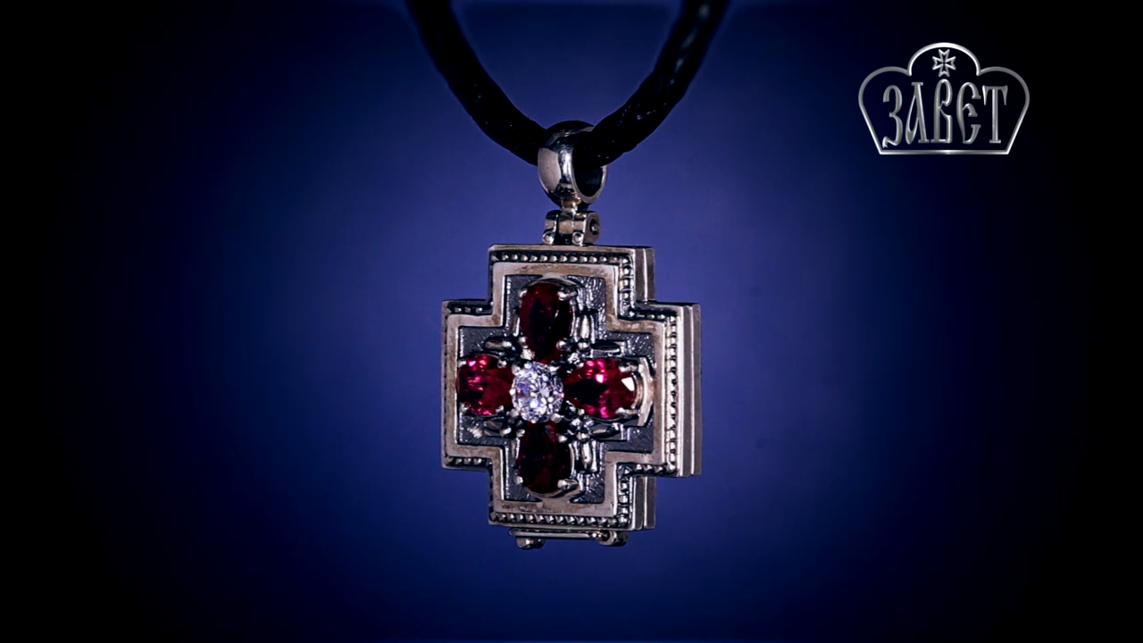 Мощевик Цветок Божий из серебра с фианитами, сапфирами