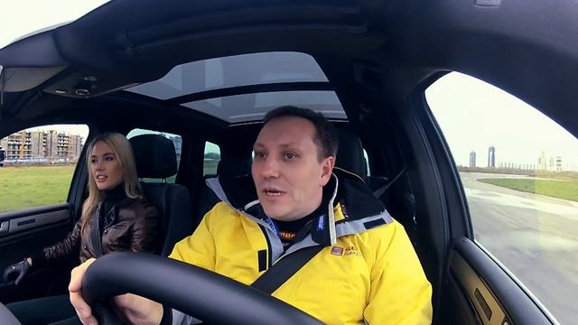 VOLKSWAGEN TOUAREG R-line Тест-драйв в программе Москва рулит