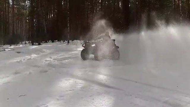 Весенние кружева. Радость хорошей погоде и весеннему солнцу.