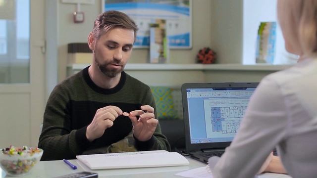 Постановочный видеоролик "Потолок" для инвестиционно-строительной компании "Премьера"