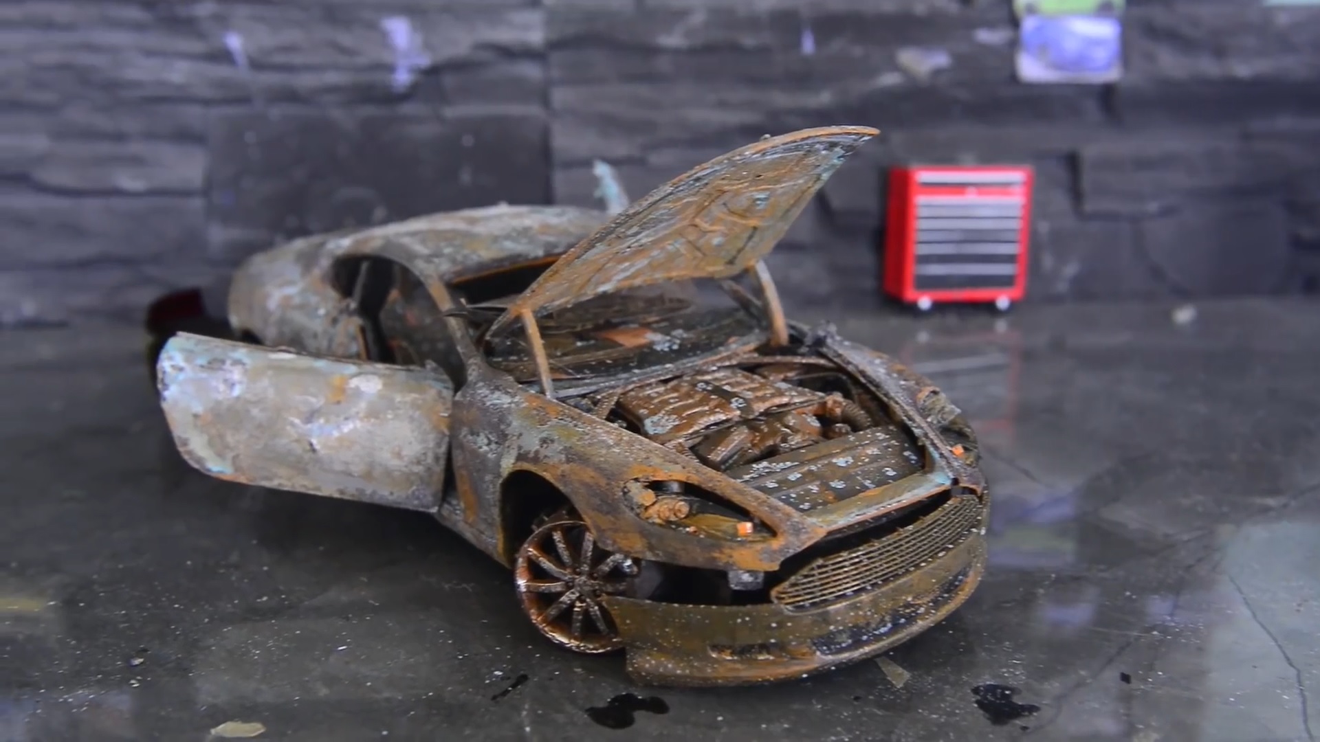 Реставрация модели Aston Martin DB9\\ Крутые идеи, восстановление моделек!